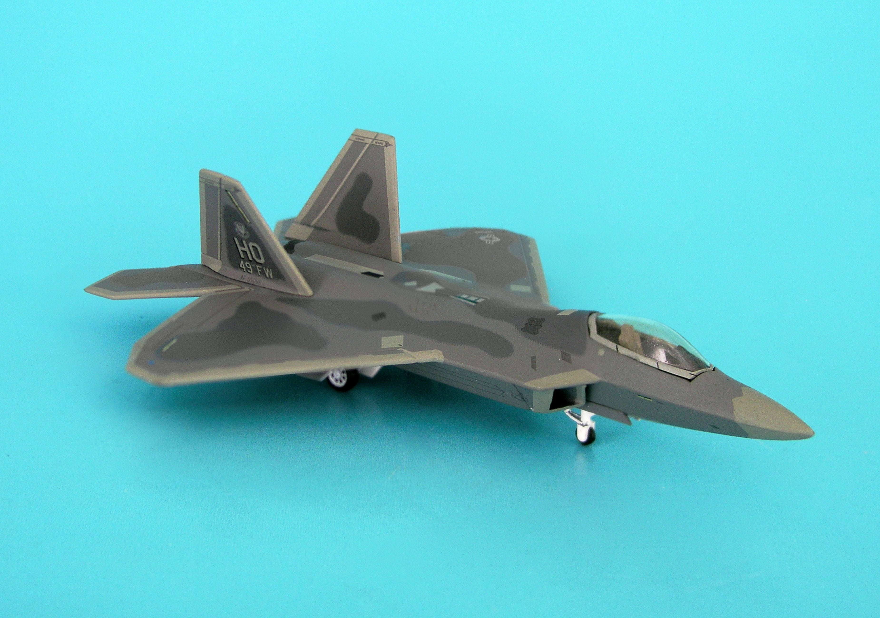 Hogan Wings HG6856 Usaf F-22A 1/200 49Th Fw Holloman Afb Nv Tail Ho ...